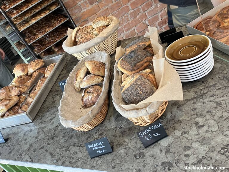 カフェラテが美味しいセーデルマルムのベーカリー、Svedjan Bageri